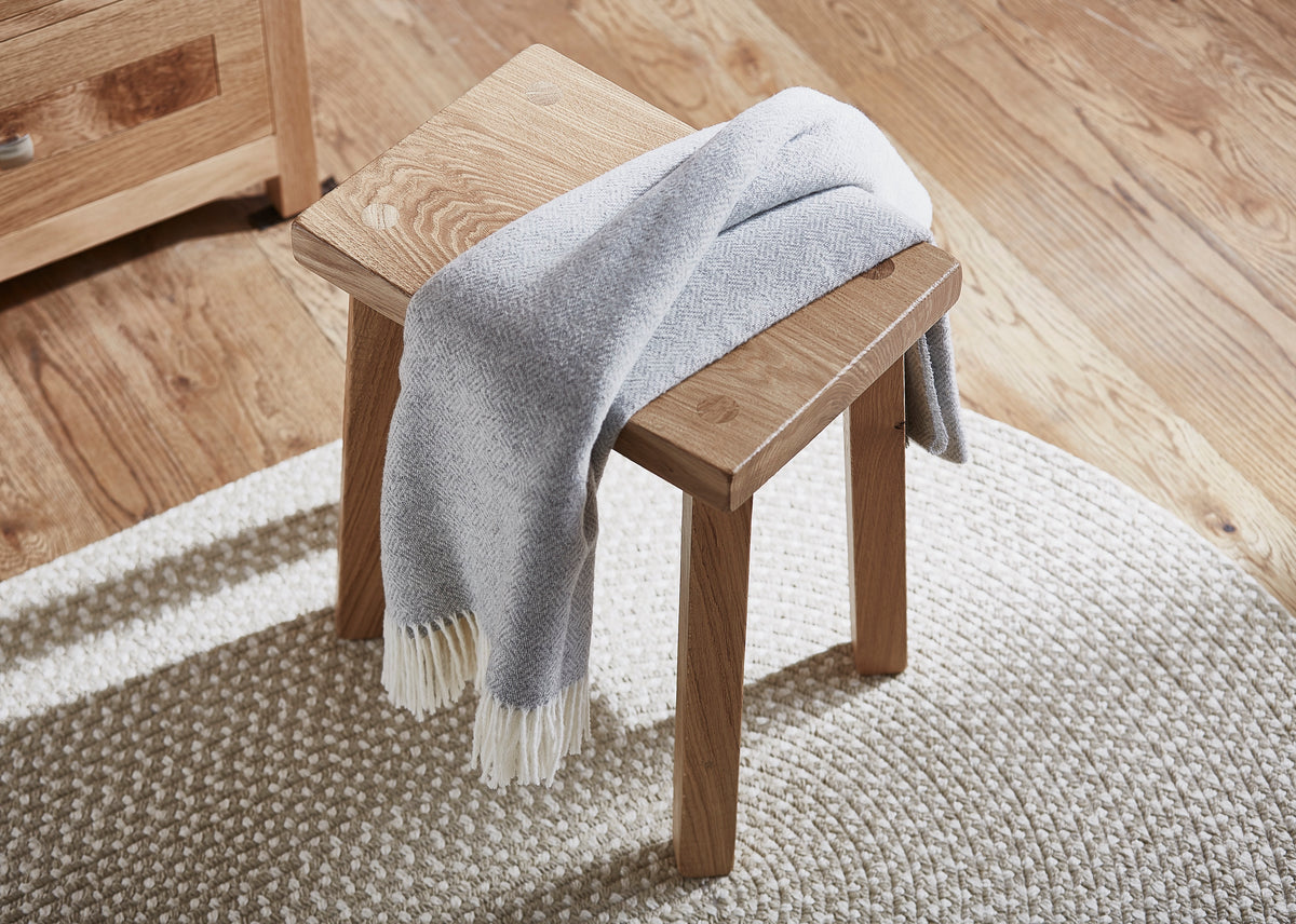 Oak Stool – Royal Oak Furniture Company