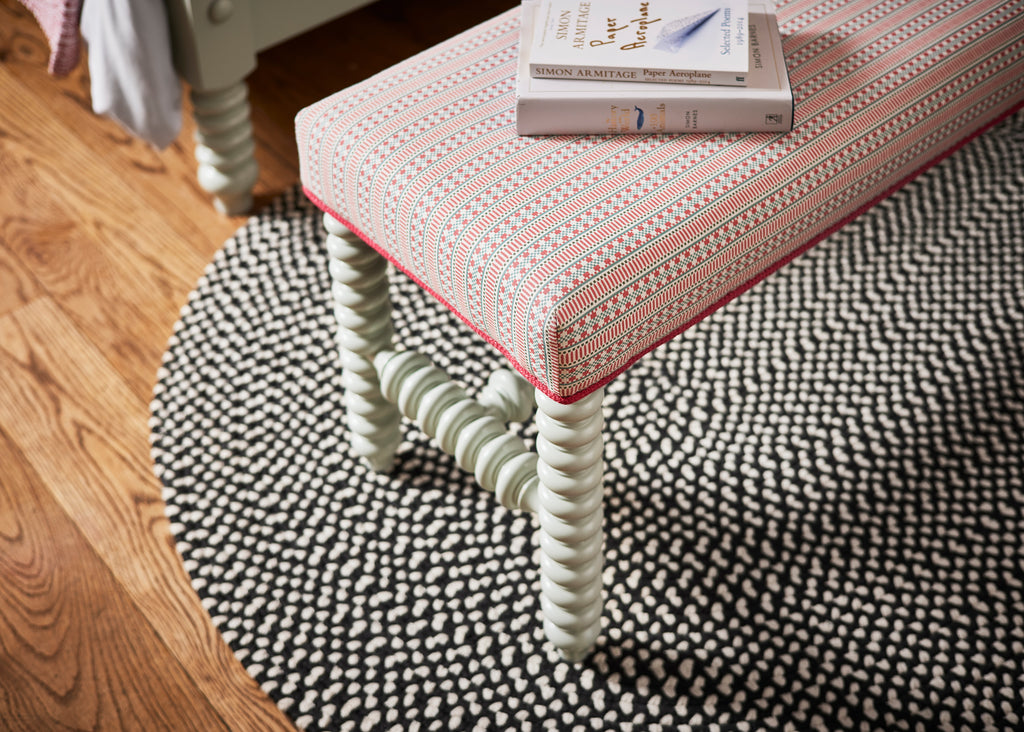 Hetton Bench – Royal Oak Furniture Company