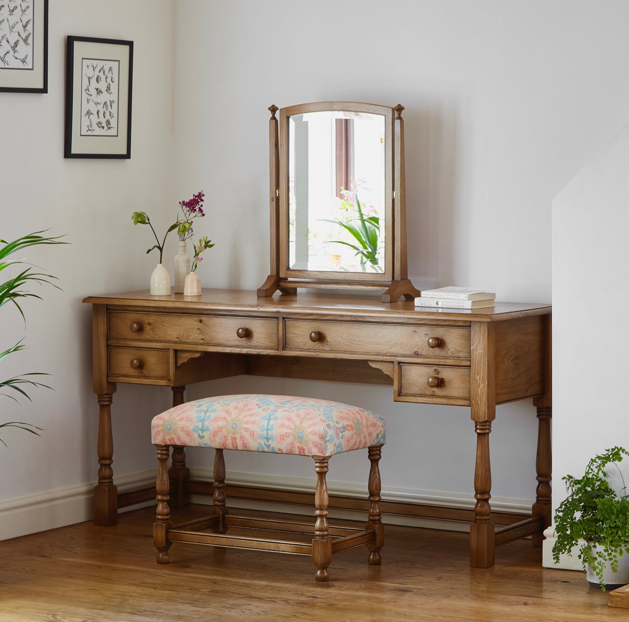 Lyon Dressing Table – Royal Oak Furniture Company